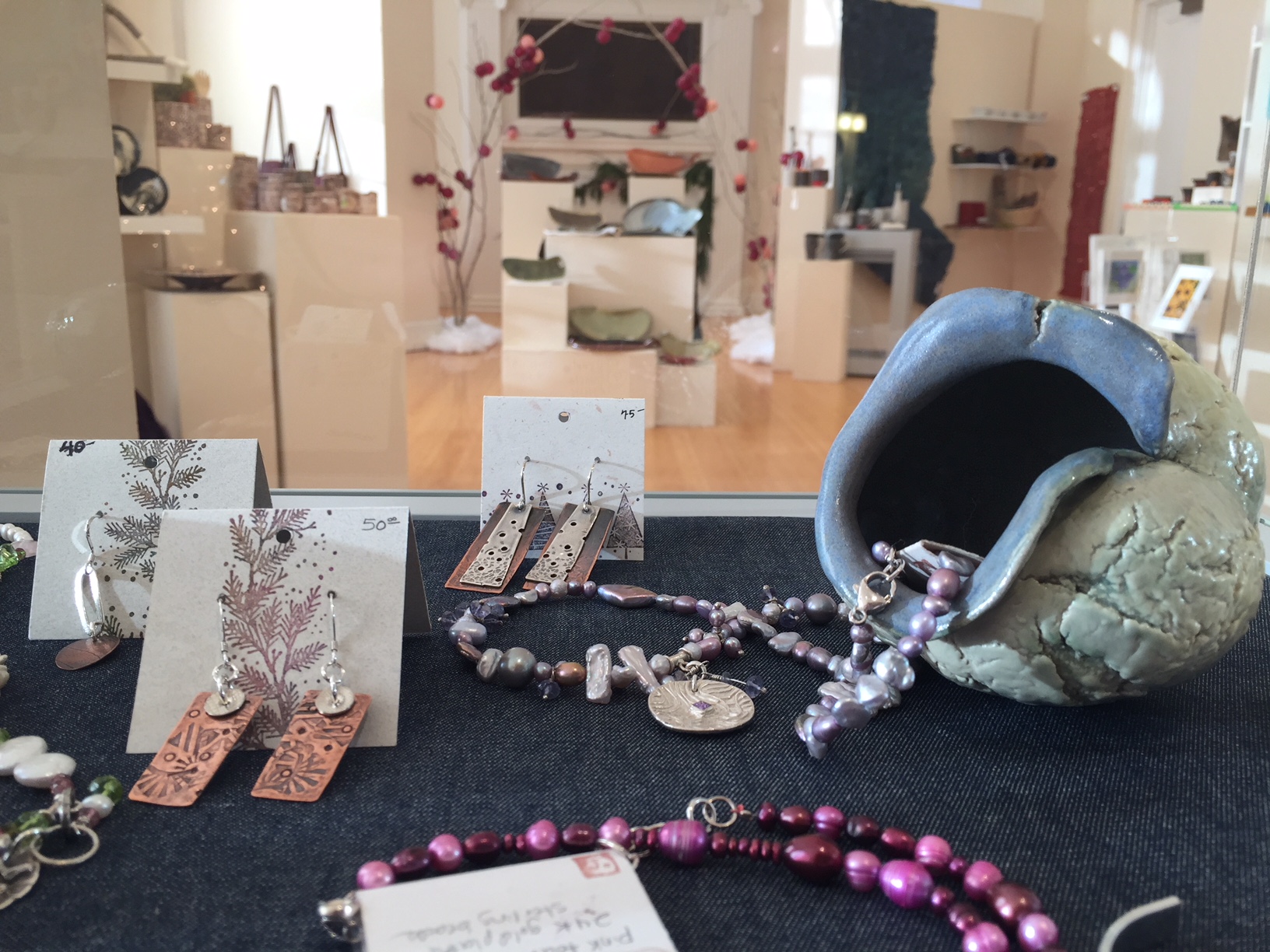 Arts center opens ‘Art of the Gift’ | Go Eastern Oregon